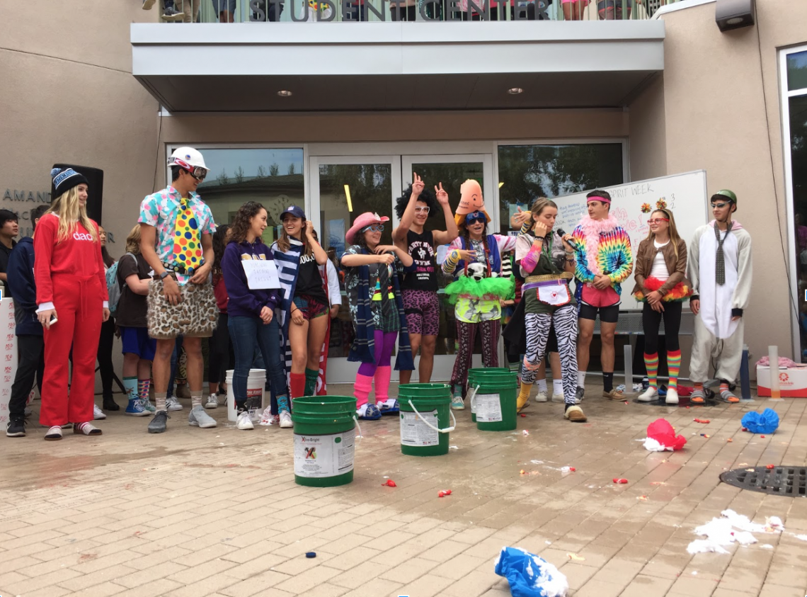 In Photos: Spirit Week Day 4, Wacky Tacky Thursday – The Coat of Arms